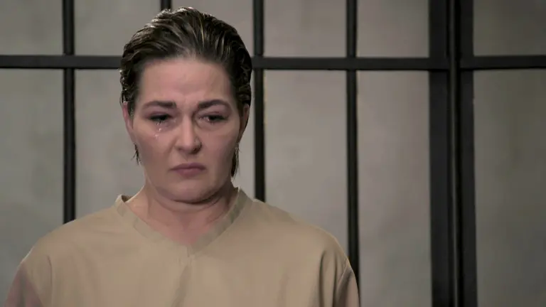 Cristina recibe su bienvenida en prisión | Shows Vivir de Amor | Las ...