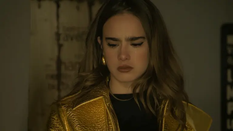 Rebeca encuentra a Angelli en brazos de José Emilio | Shows Vivir de ...